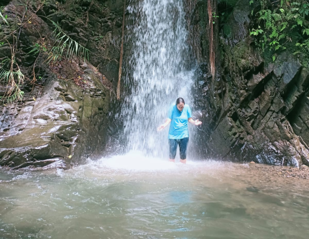 Paket E – Curug Bidadari – Guide Tracking Sentul Bogor